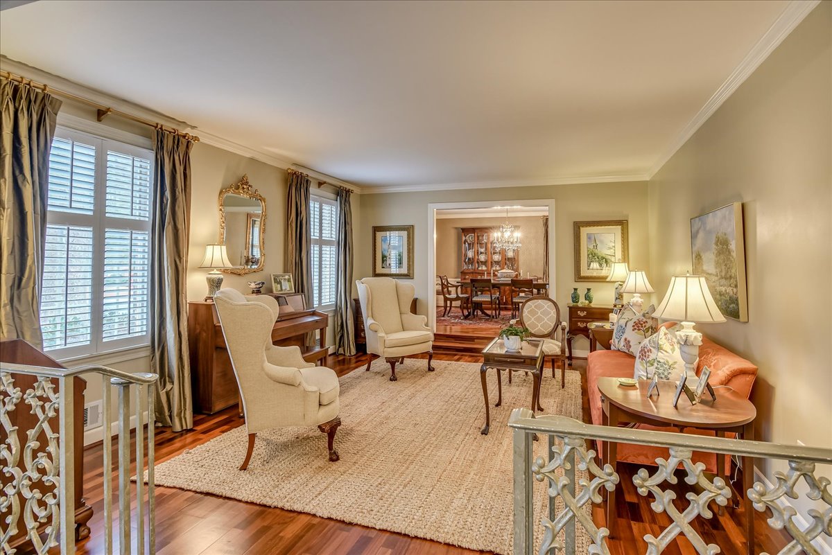 Waverly Ranch Home - Vera Augusta